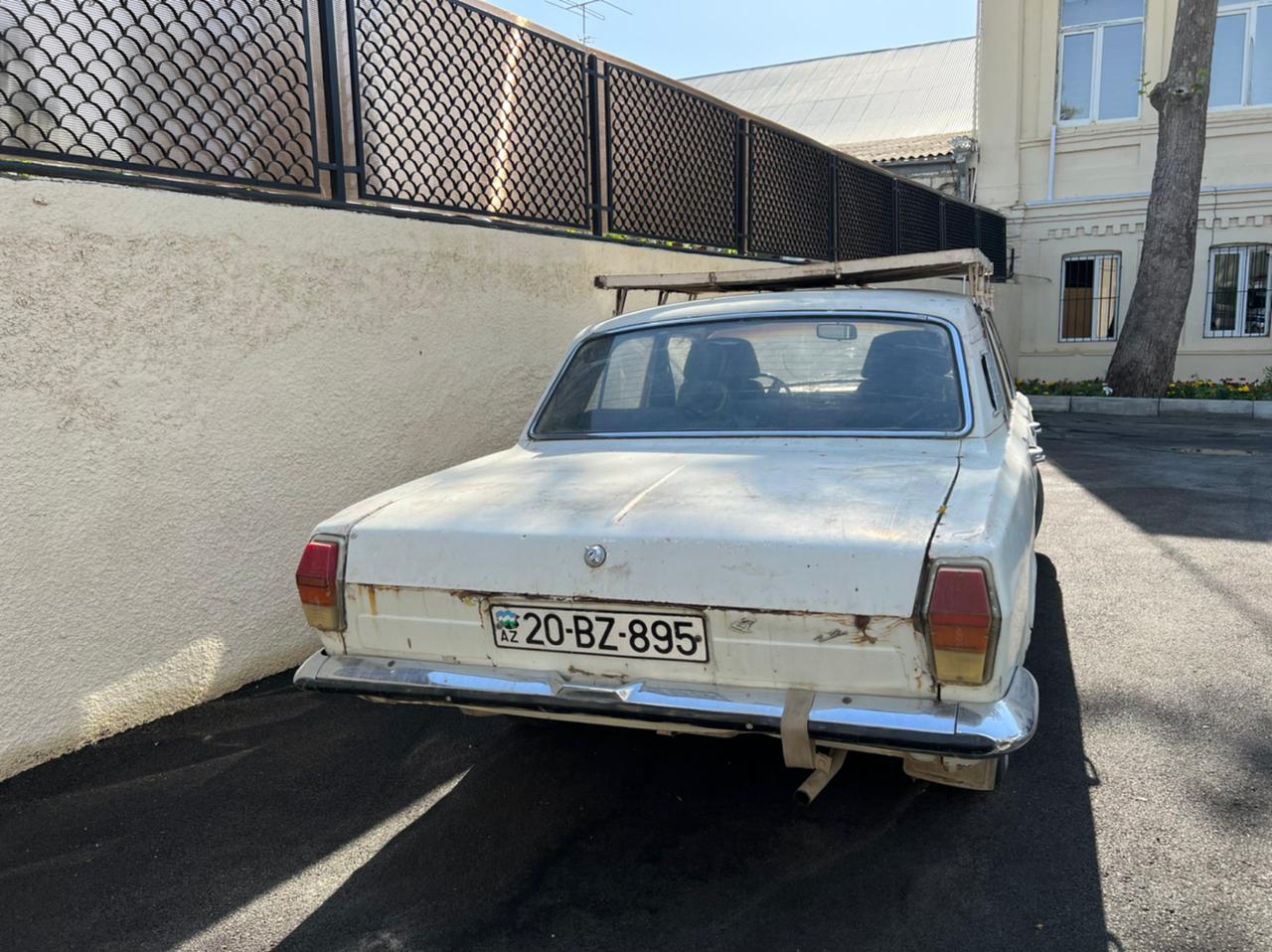 \"QAZ-24\"ü qaçıran şəxs saxlanıldı - FOTO | Modern.az