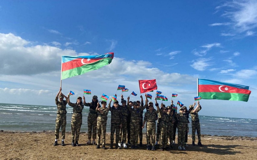 "Zəfər günlərimin şahidi-Bayraq" adlı tədbir keçirildi - FOTOLAR ...