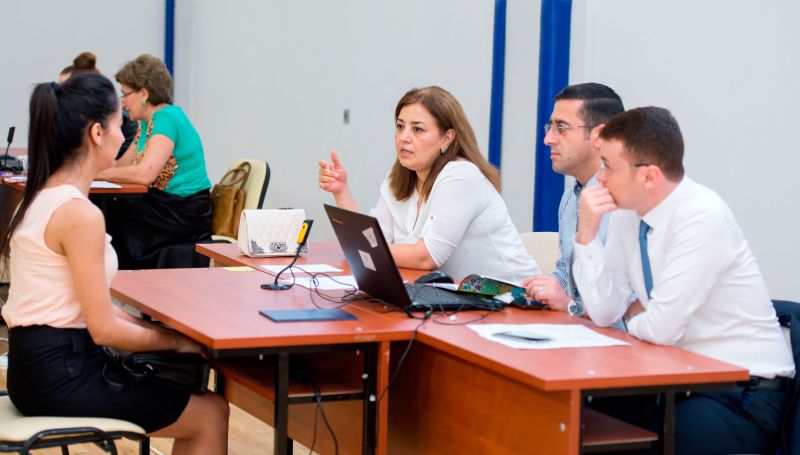 MİQ-də müsahibə: İlk gündə neçə nəfər iştirak edib? | Modern.az