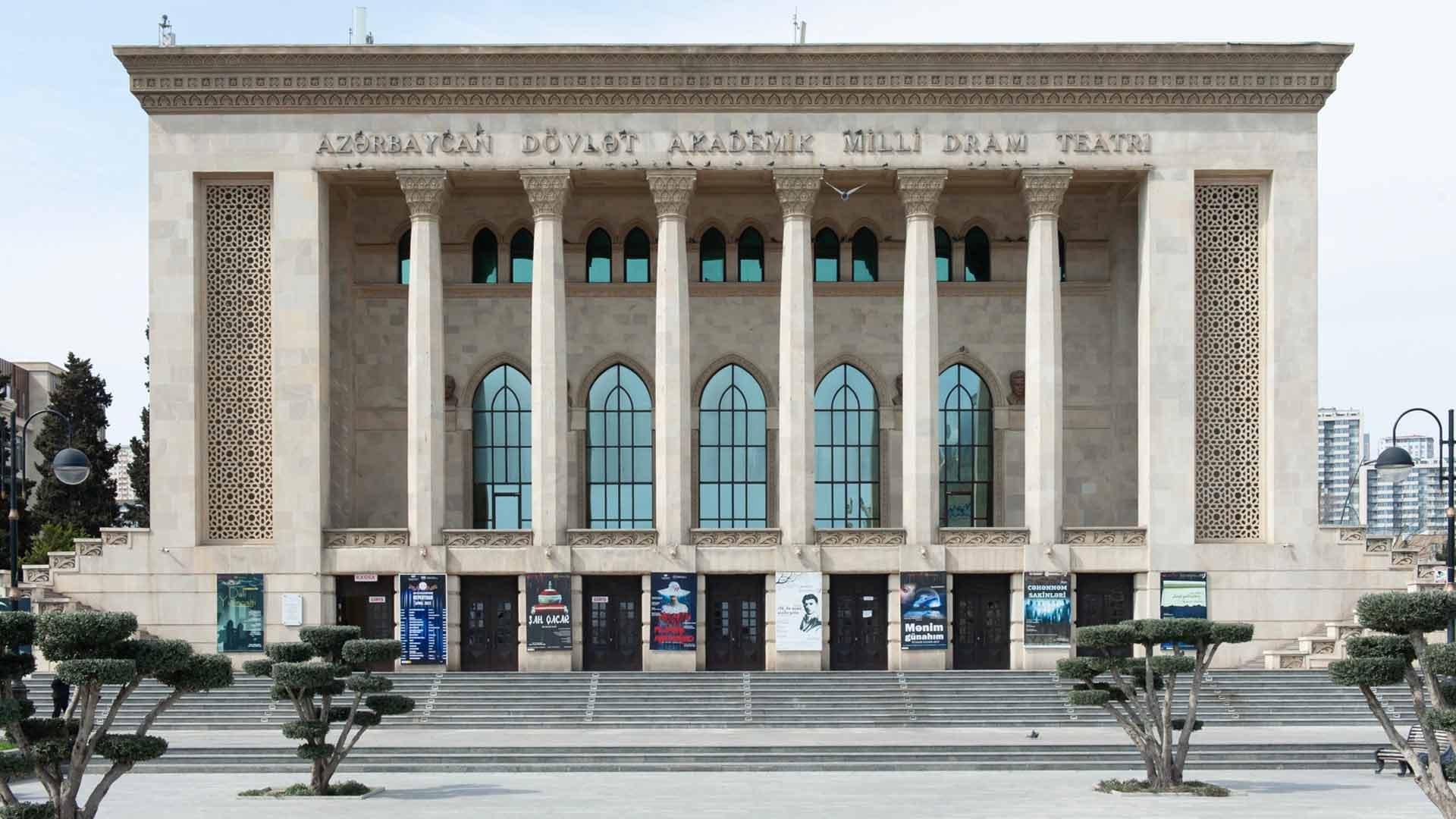 “Azdram”da hər kəs özünü arqumentli sayır - Sənətşünasdan qalmaqala ...