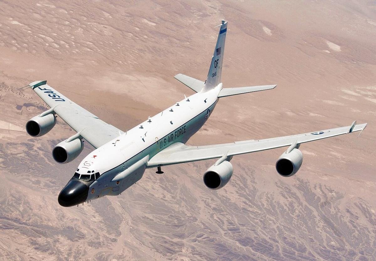 US reconnaissance aircraft near Russia | Modern.az